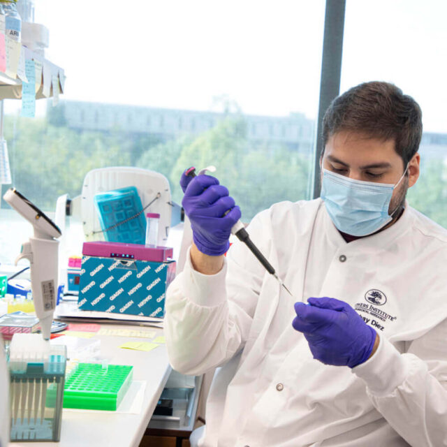 Stowers Institute for Medical Research | Education & Outreach